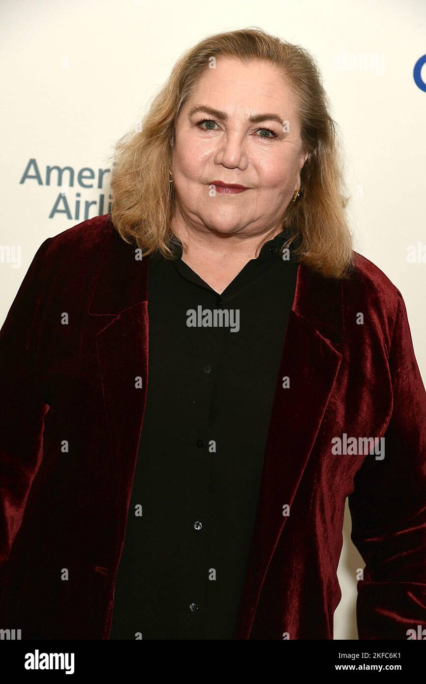 Kathleen Turner attends the Citymeals on Wheels 35th Annual Power Lunch ...