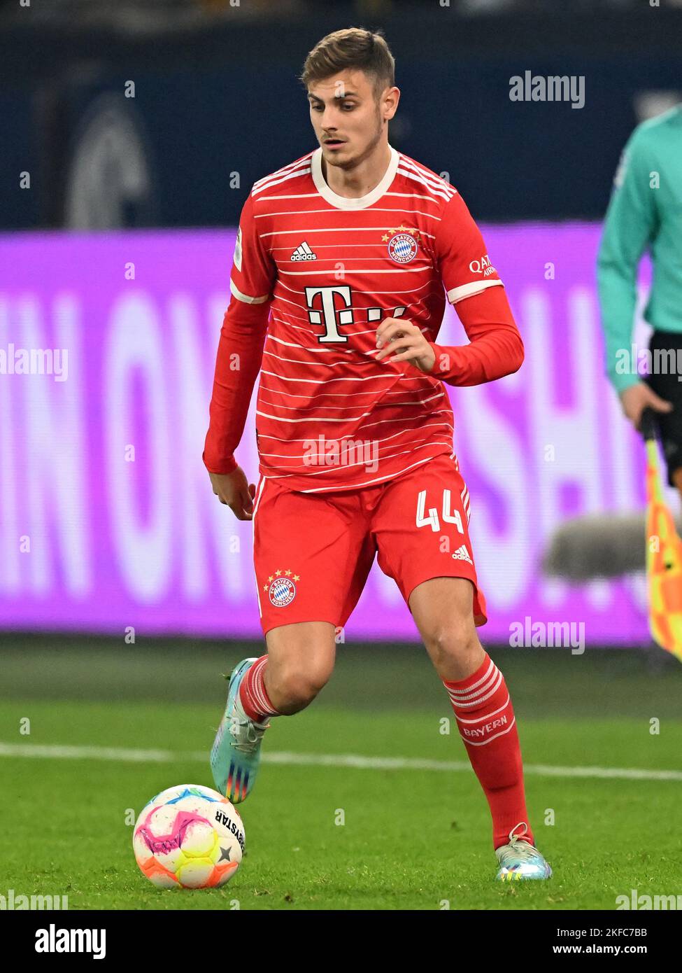 GELSENKIRCHEN - Josip Stanisic of FC Bayern Munchen during the ...