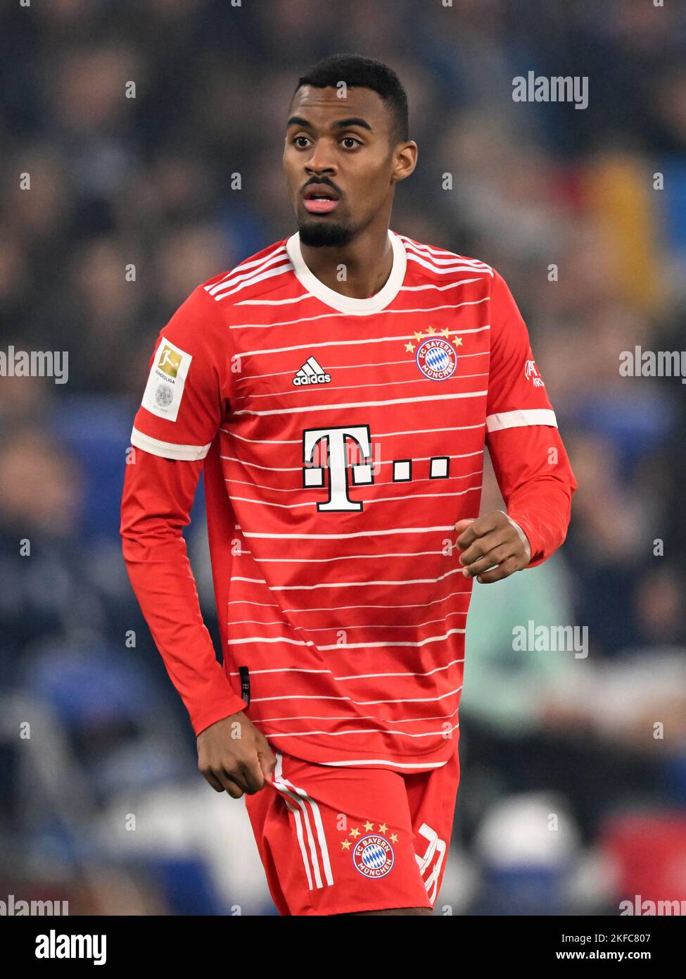 GELSENKIRCHEN - Ryan Gravenberch of FC Bayern Munchen during the ...