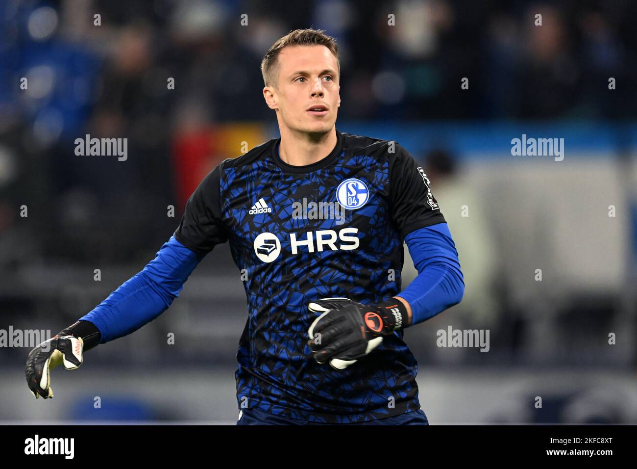 GELSENKIRCHEN - FC Schalke 04 goalkeeper Alexander Schwolow during the ...