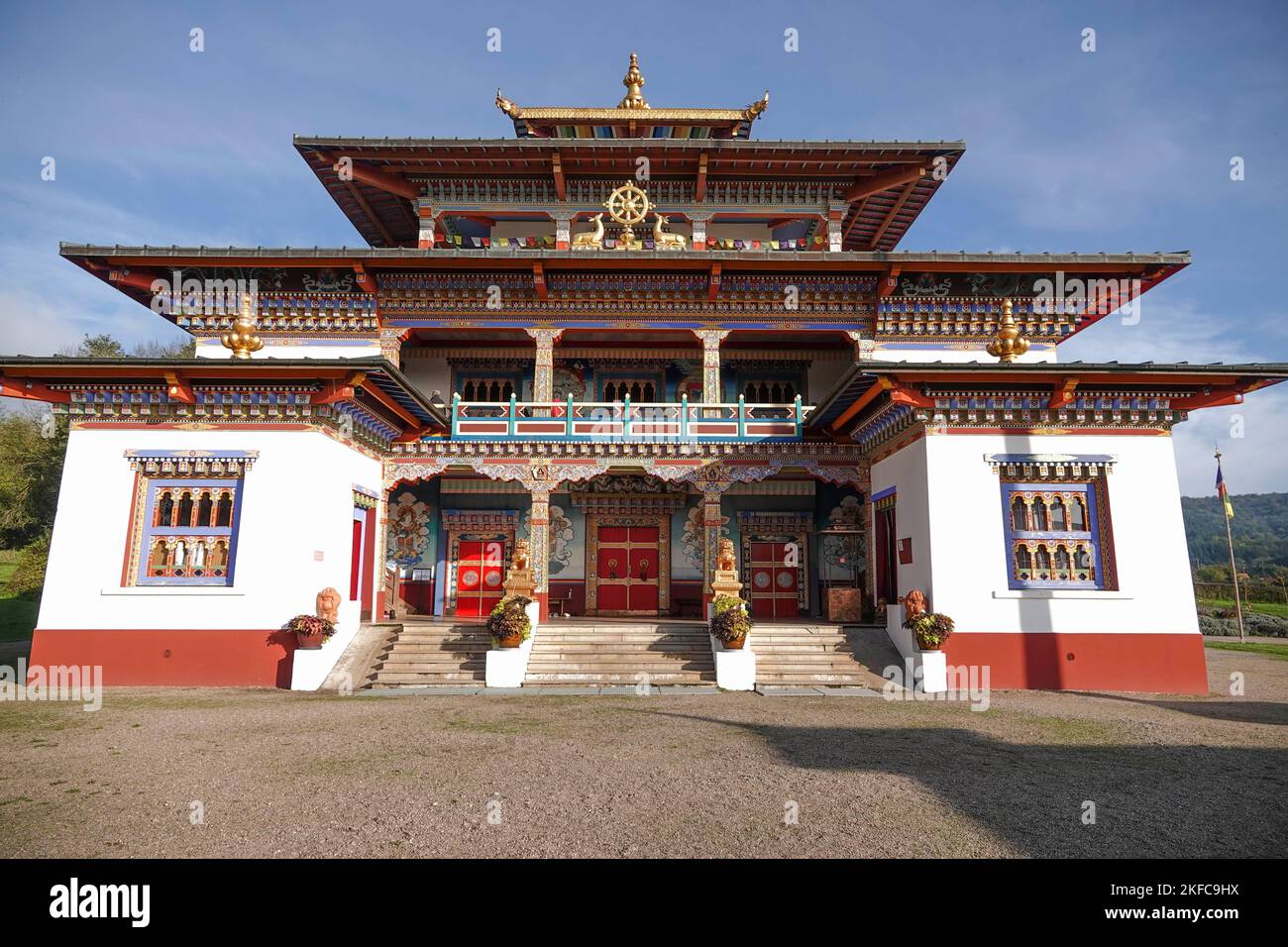 Nyingmapa buddhist temple hi-res stock photography and images - Alamy