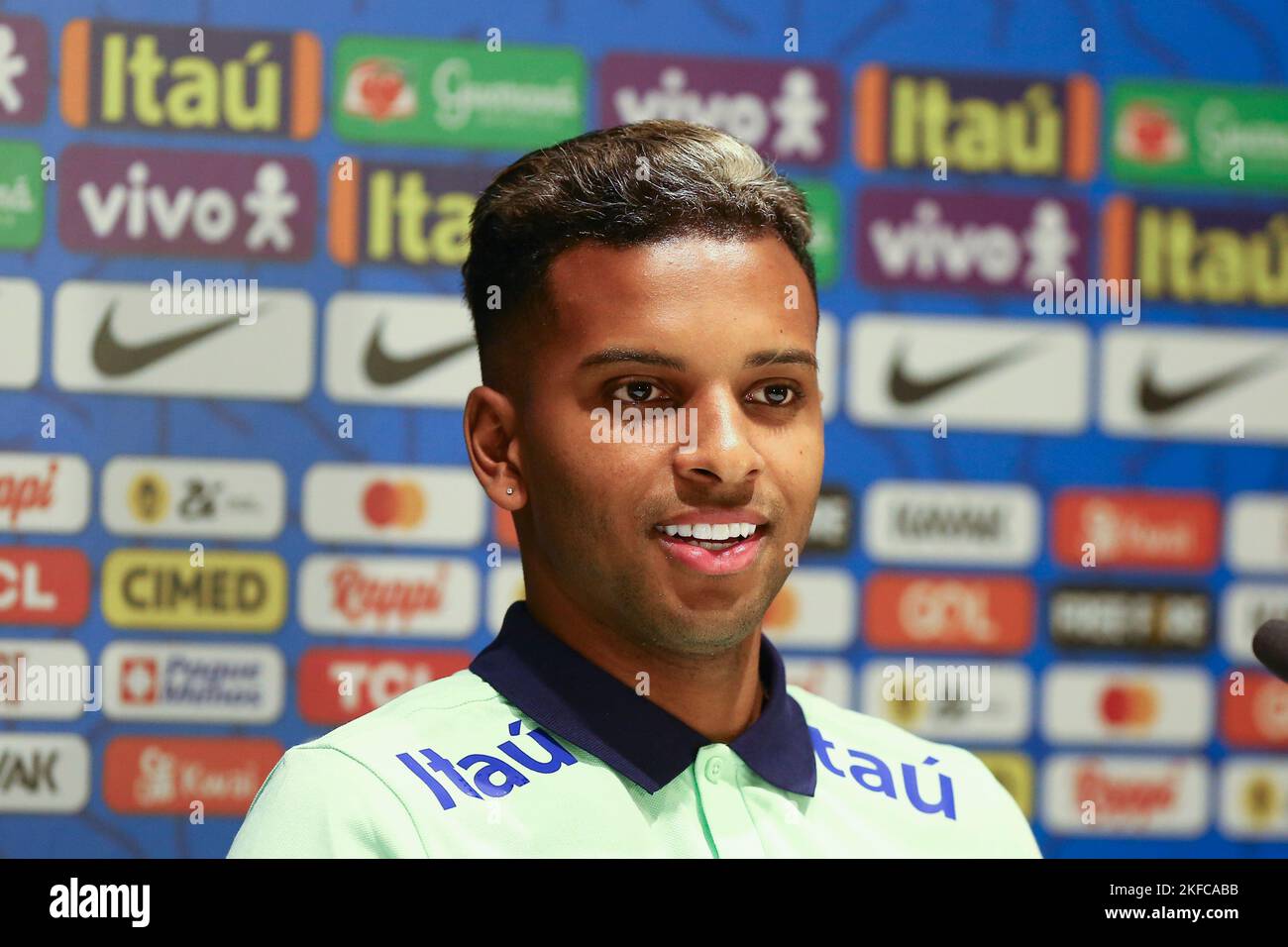 TURIN, ITALY. NOVEMBER 17, 2022. Brazilian striker Rodrygo Goes during ...
