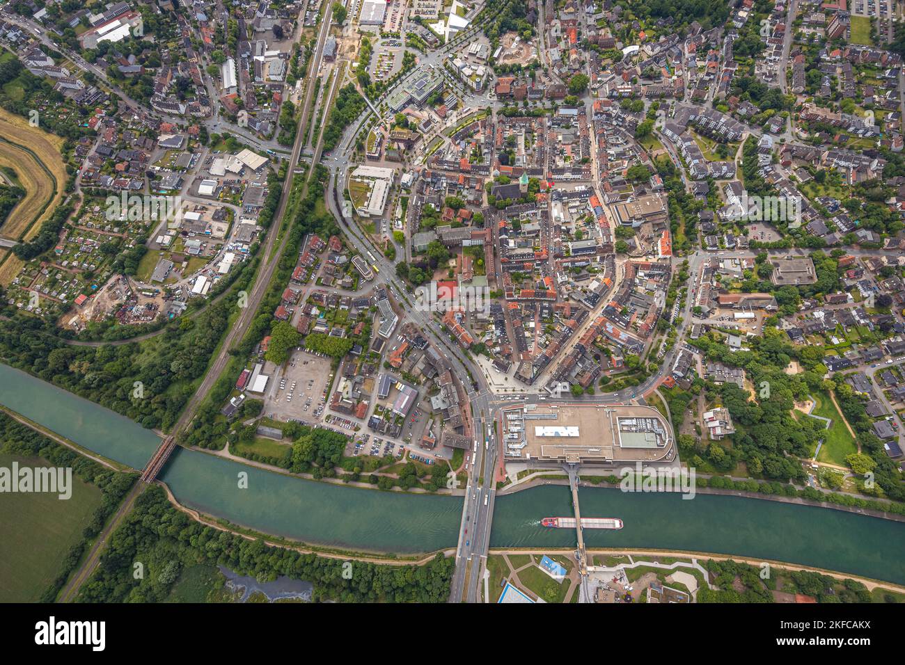 Mercaden dorsten shopping center hi-res stock photography and images ...