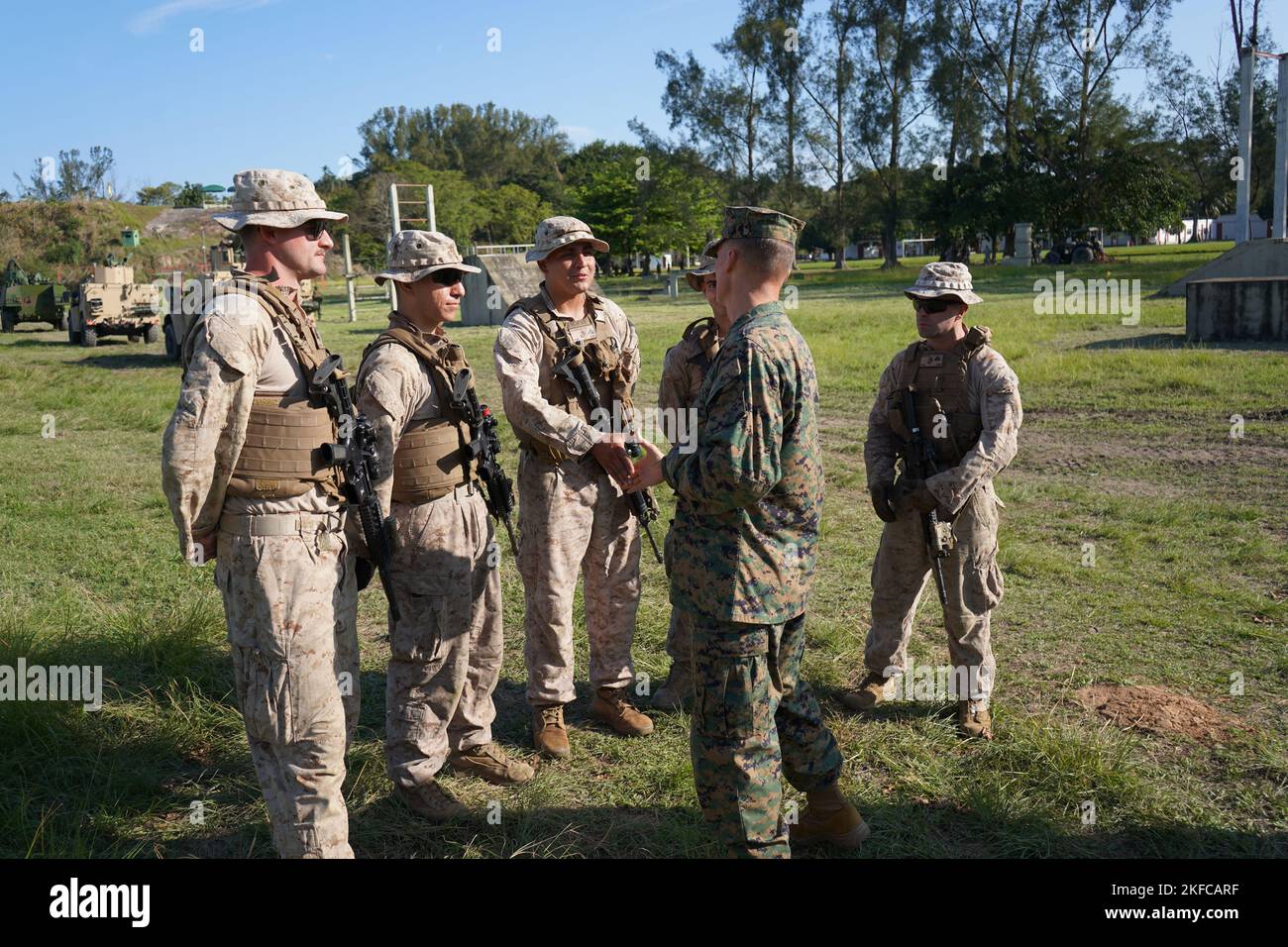 Brig. Gen. Len "Loni" Anderson, commanding general of 4th Marine ...