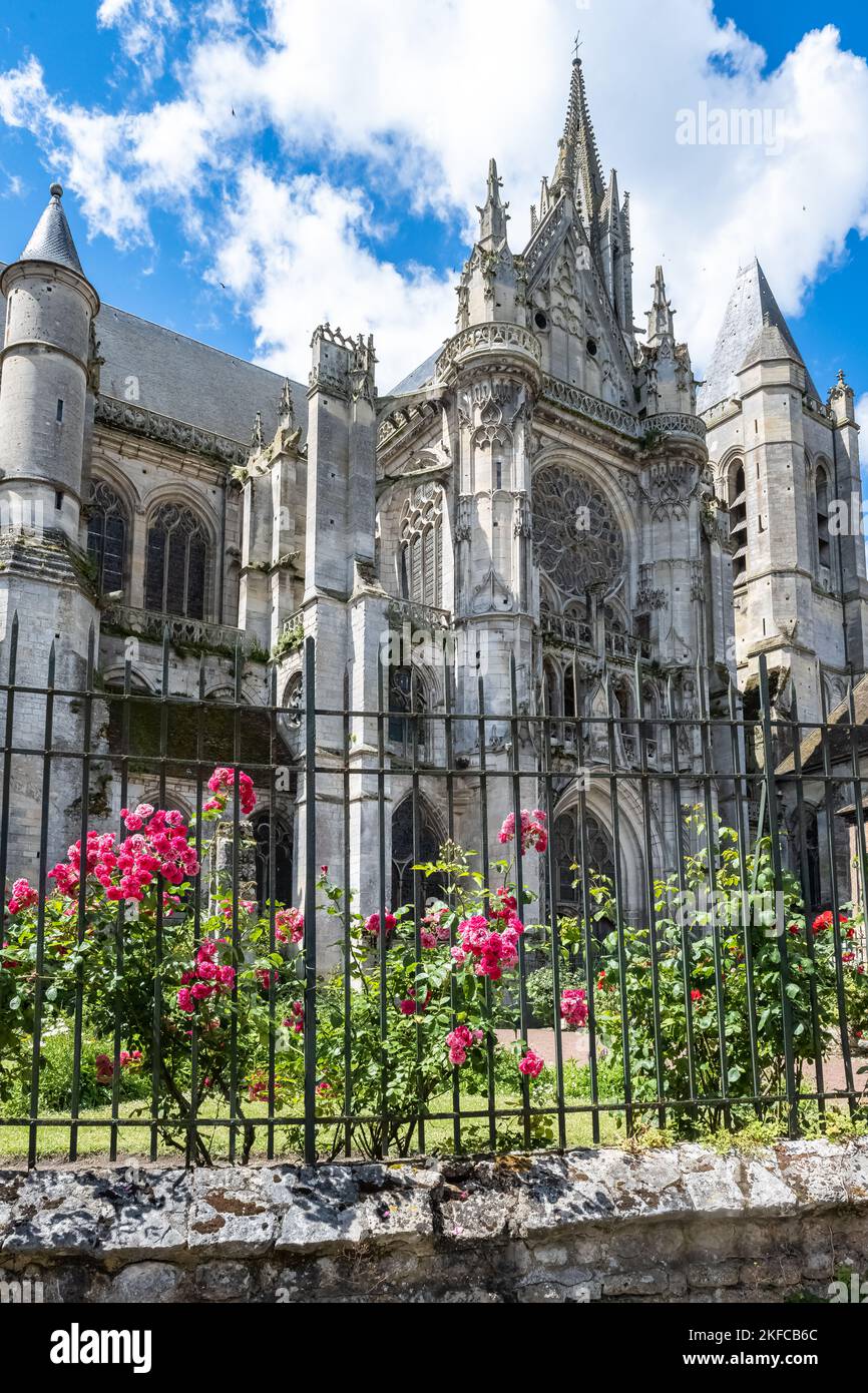 Senlis, the Notre-Dame cathedral Stock Photo - Alamy