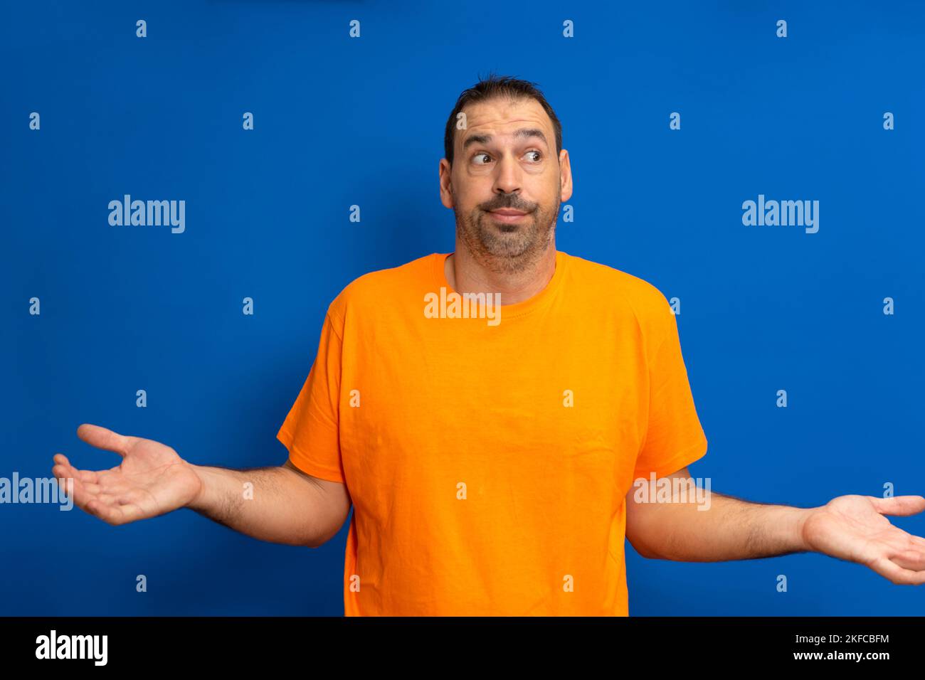 Gesture doubting hi-res stock photography and images - Alamy
