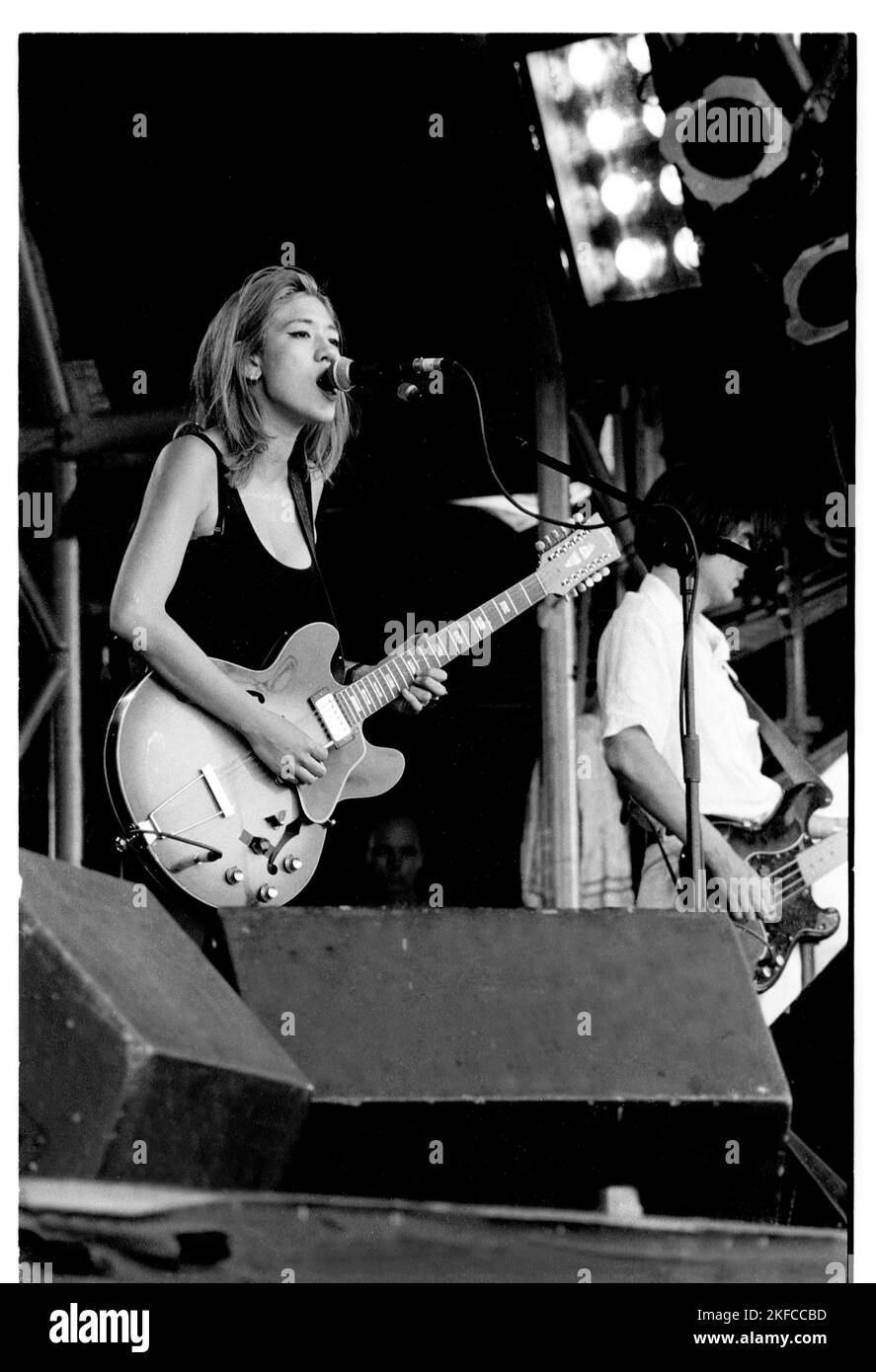 LUSH, PYRAMID STAGE, GLASTONBURY 92: Miki Berenyi of the band Lush on ...