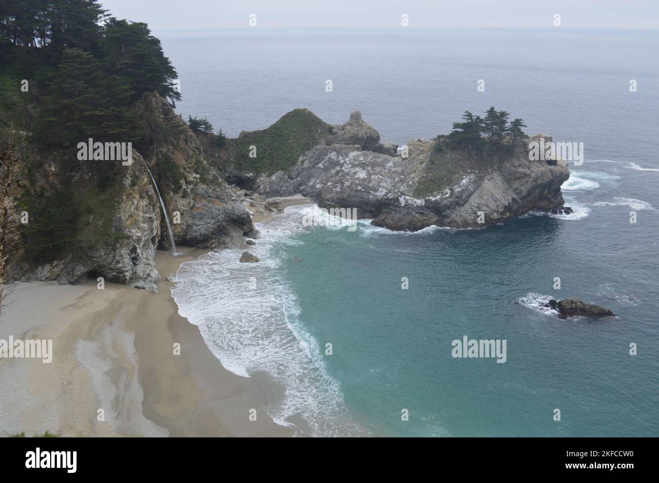 Mcway falls overlook trail hi-res stock photography and images - Alamy