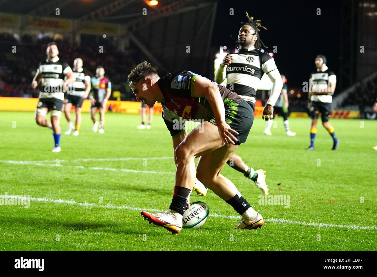 Harlequins' Cadan Murley scores his side's eleventh try of the game ...