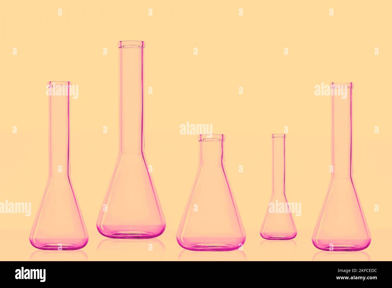 laboratory flasks, transparent glass, chemistry, medicine, laboratory ...