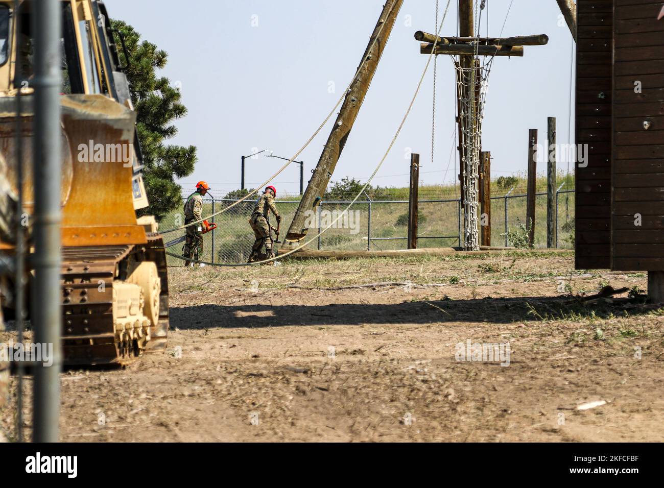 Soldiers assigned to Bravo Company, 52nd Brigade Engineer Battalion ...