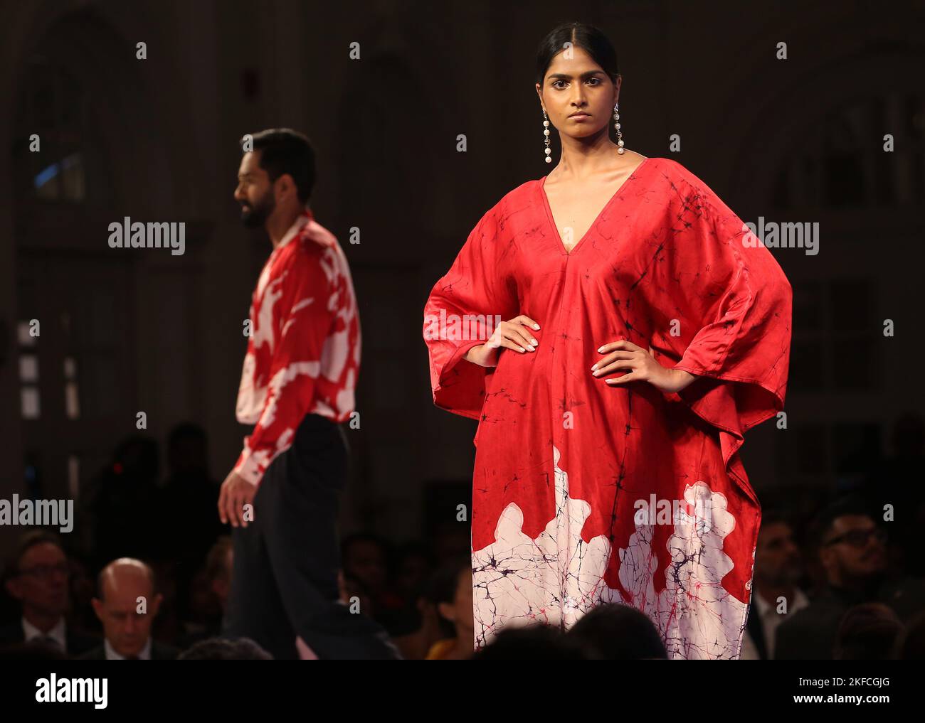 Colombo, Sri Lanka. 17th Nov, 2022. Models walk the runway presenting a ...