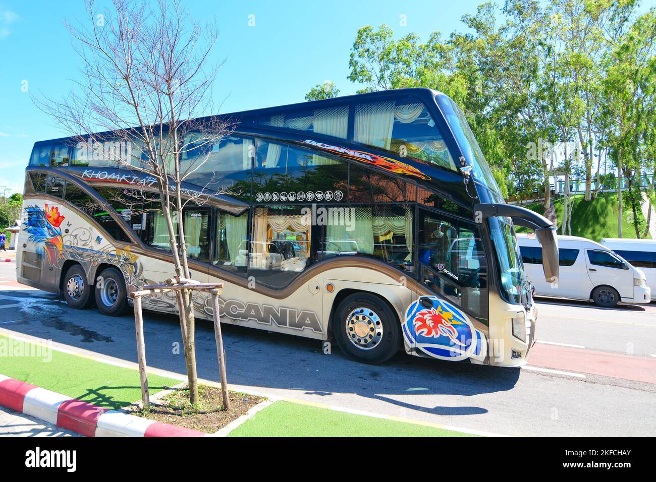 Bangkok bus tour hi-res stock photography and images - Alamy