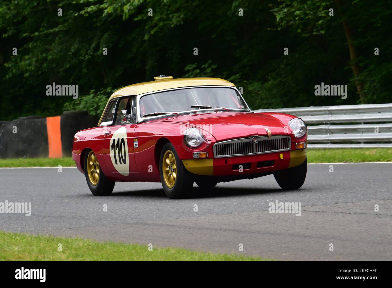 James McBrien, MG B Roadster, Equipe Libre, Equipe GTS, a forty minute ...