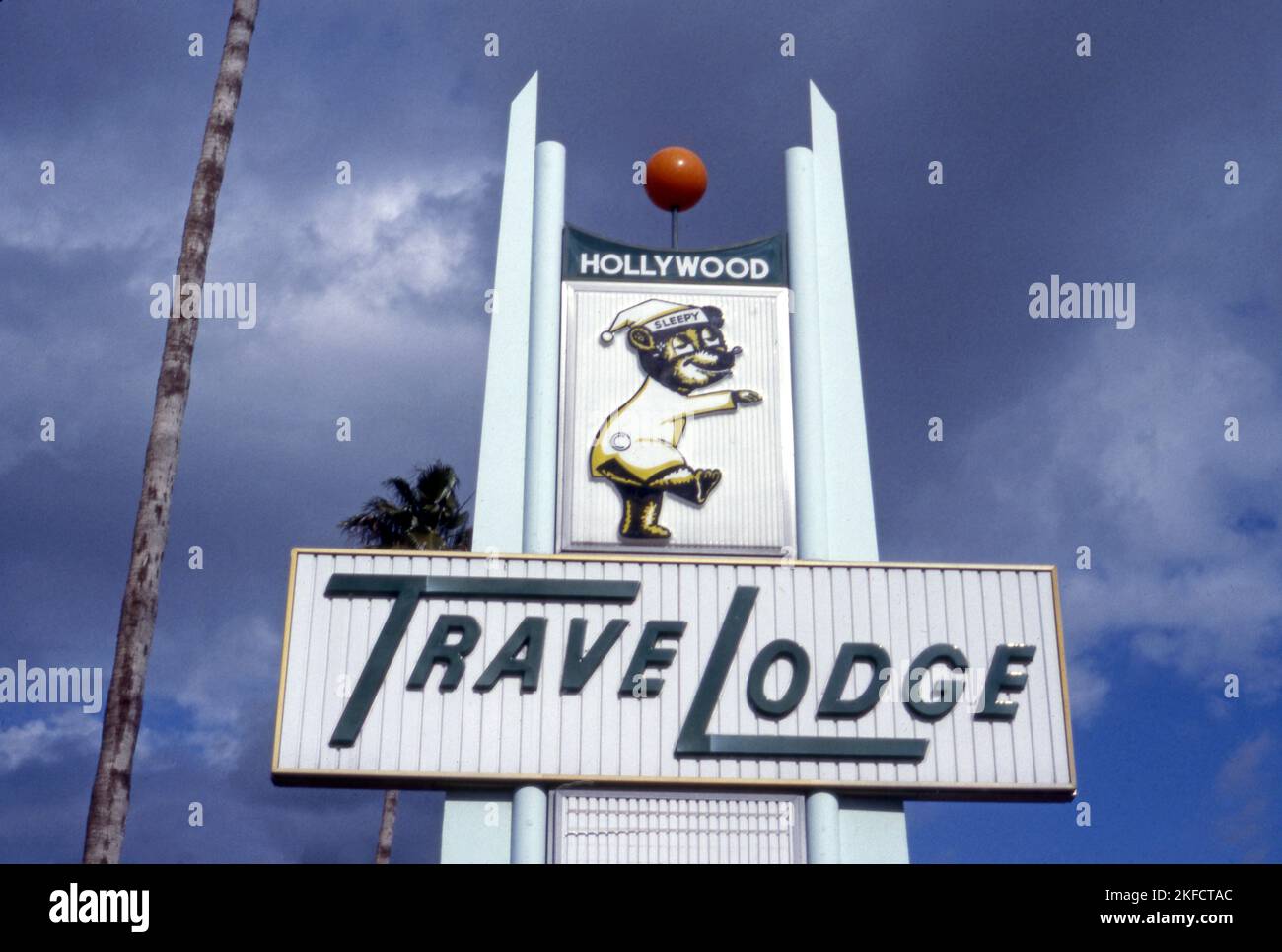 Sign for the Travel Lodge motel in Hollywood, CA Stock Photo - Alamy