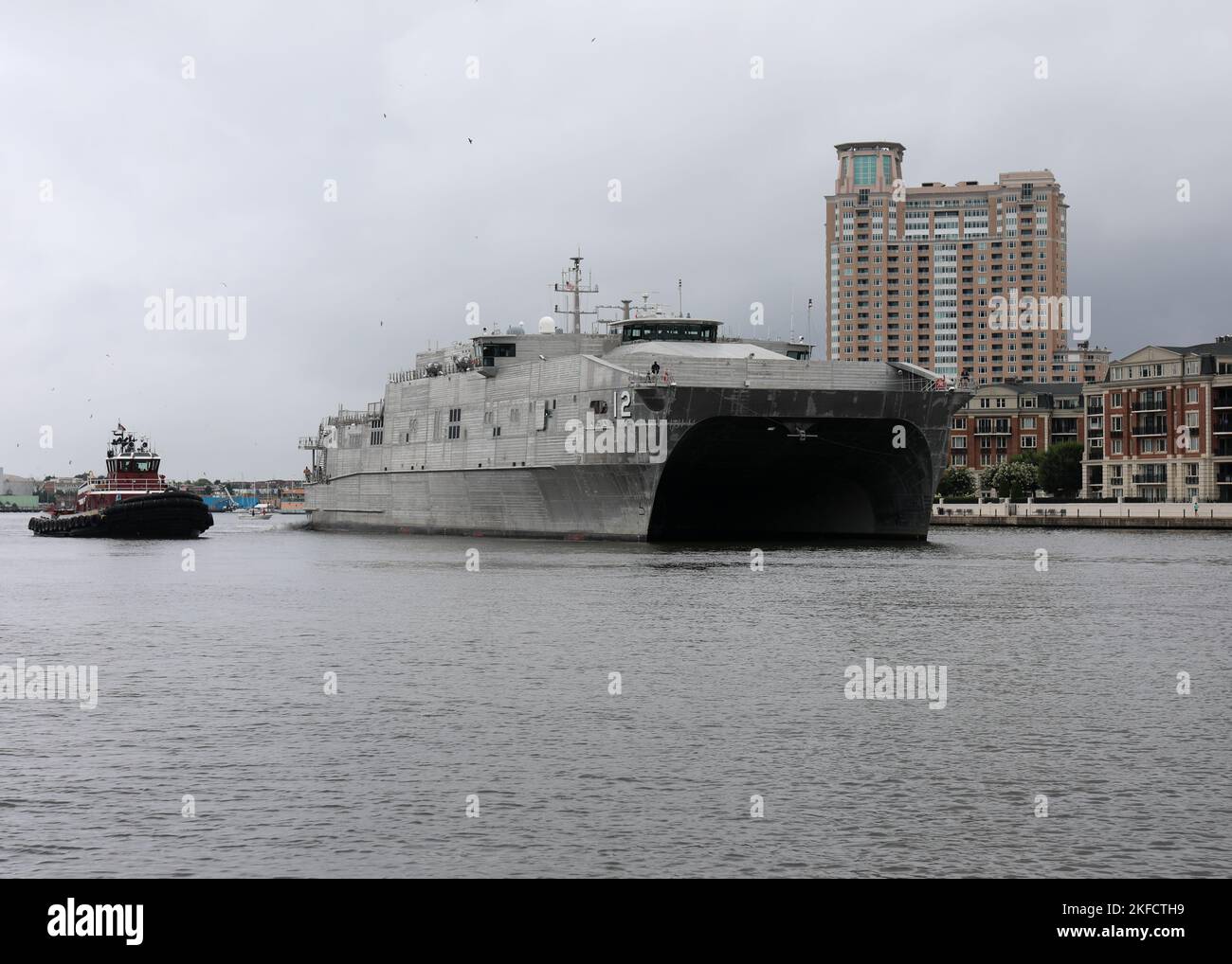 Usns newport t epf 12 hi-res stock photography and images - Alamy