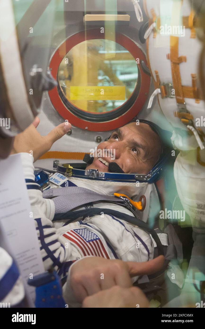 Army Astronaut Lt. Col. (Dr.) Frank Rubio successfully launches from ...