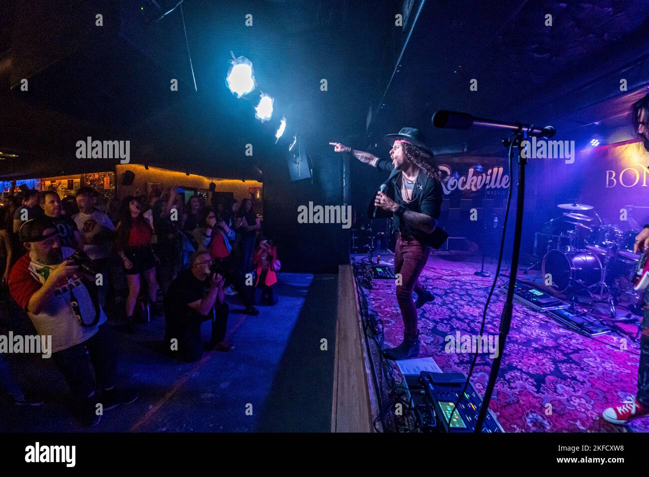 Bon vivant hi-res stock photography and images - Alamy