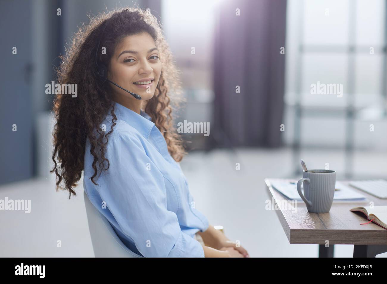 Bank online customer support hi-res stock photography and images - Alamy