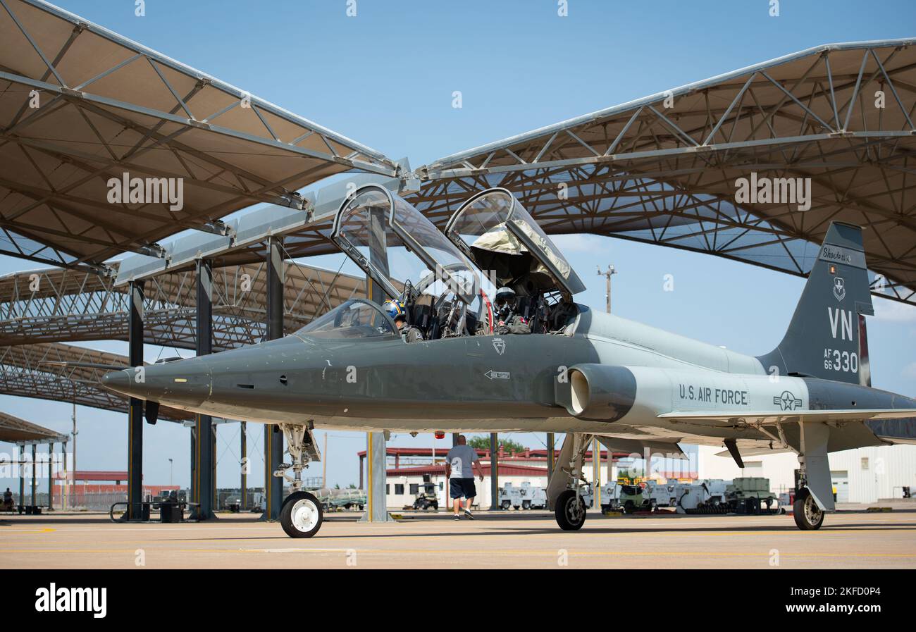 2nd Lt. Ethan Hoffman, a 25th Flying Training Squadron student pilot ...