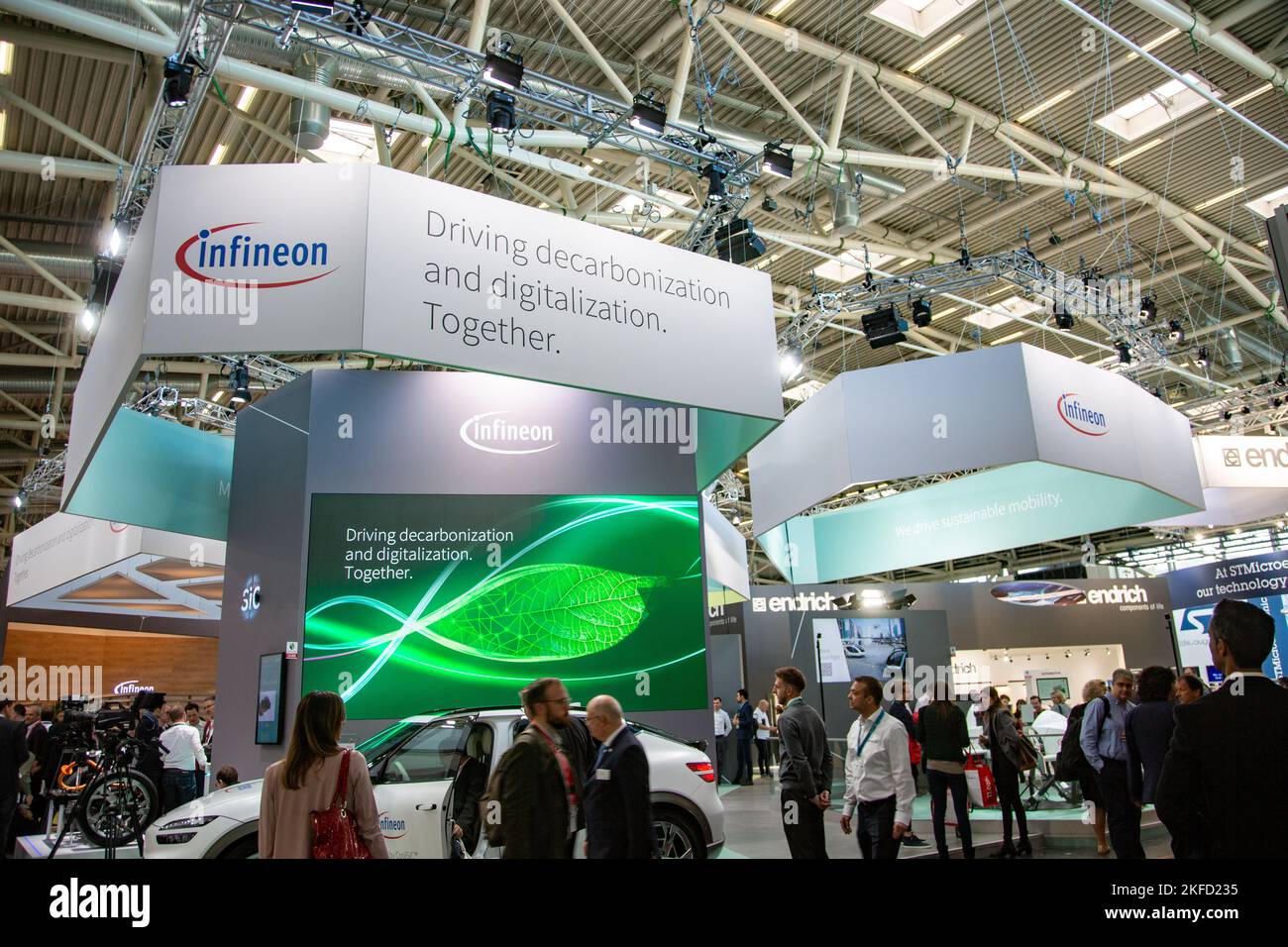 Munich, Germany. 17th Nov, 2022. Infineon bei der Electronica/Semicon Europa Messe, der ...