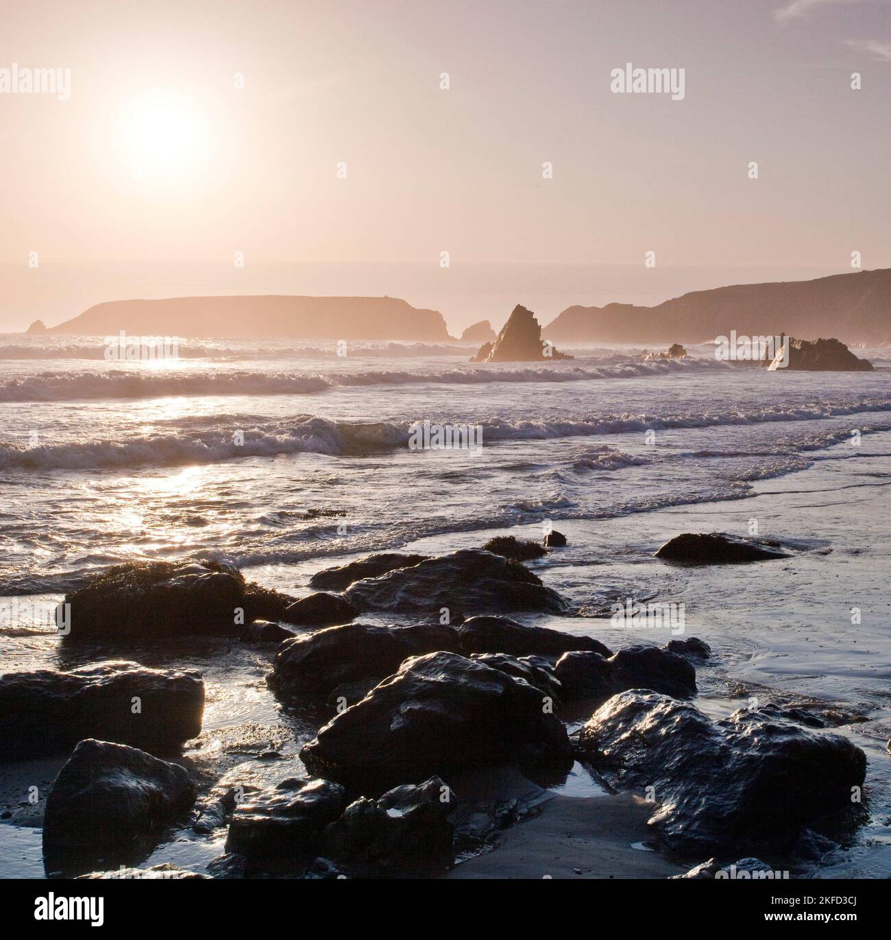Beautiful late summer sunset, view of Irish sea, Gateholm Island ...