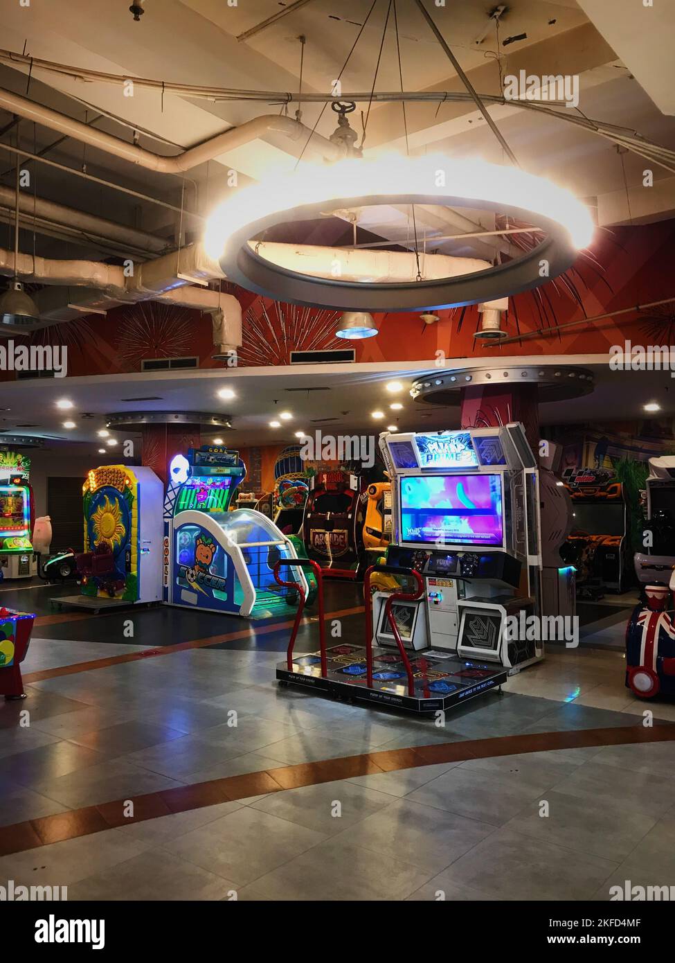 Station game shot hi-res stock photography and images - Alamy