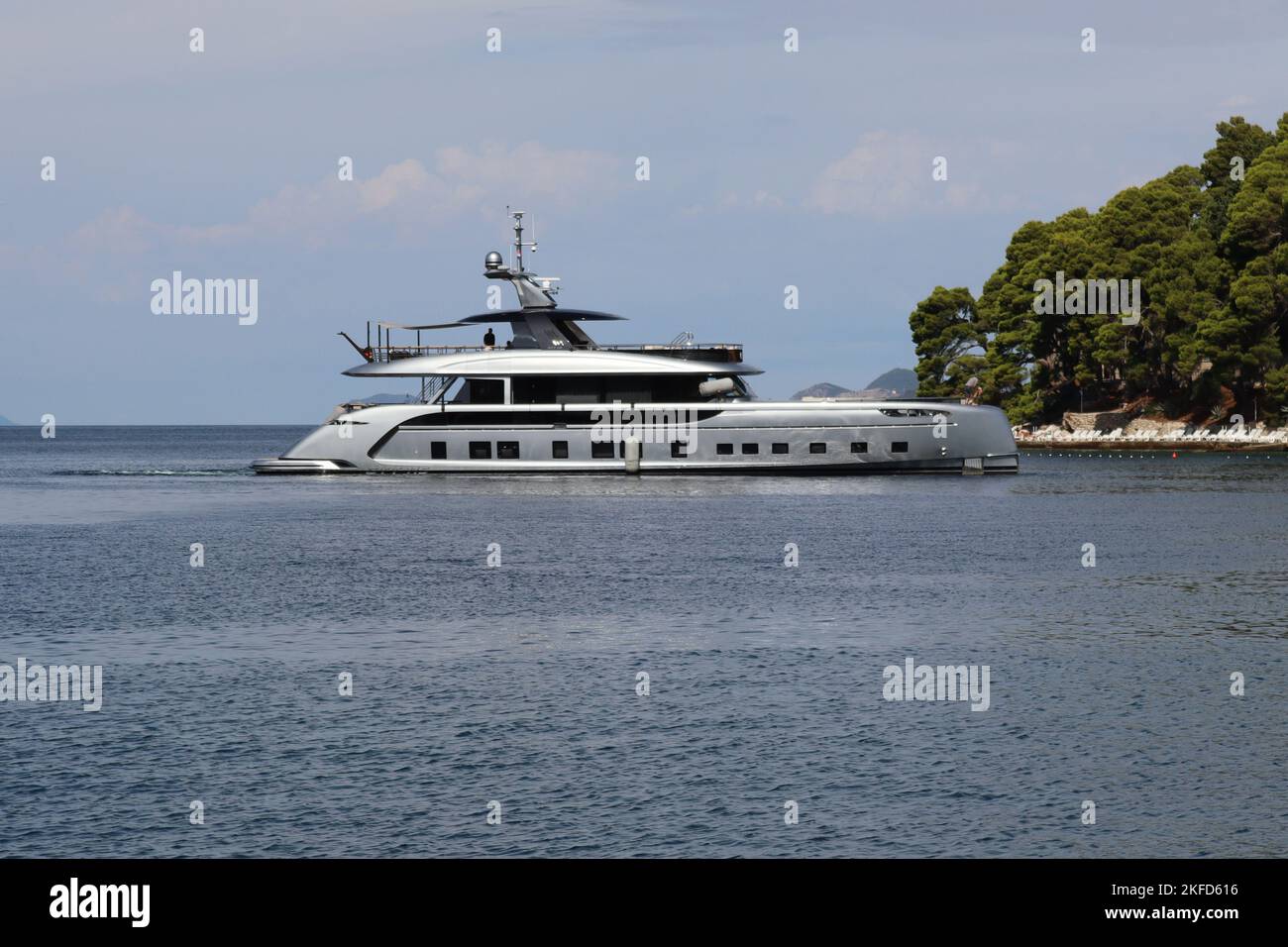 High end luxury Superyacht “Jaaber” the first of only 7 “Dynamiq GTT ...