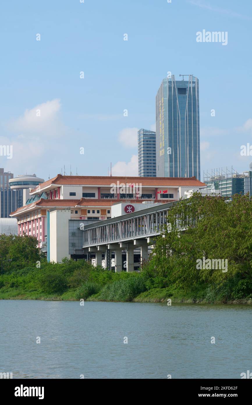 Lo wu port hi-res stock photography and images - Alamy