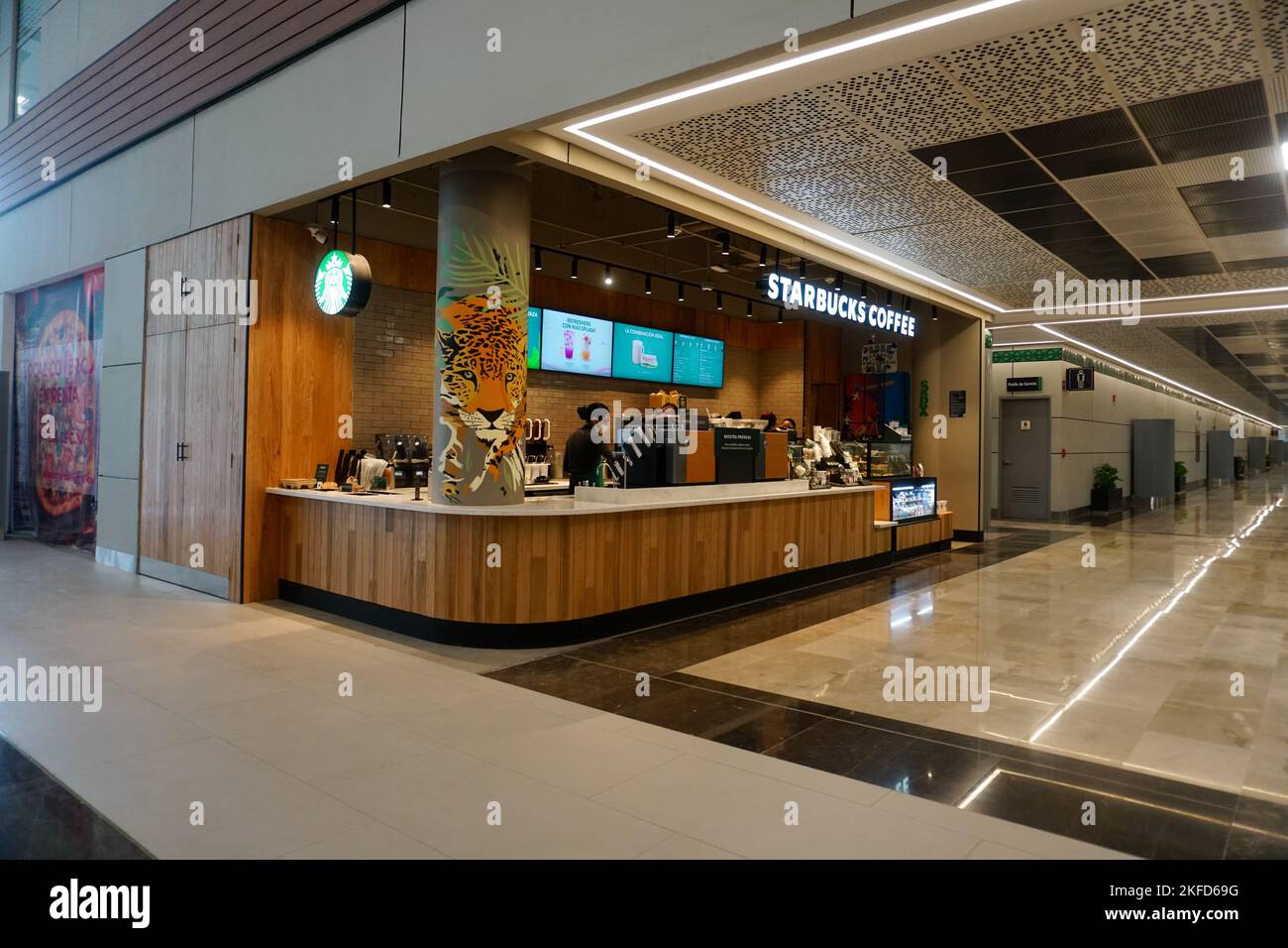 The Starbucks cafeteria in the Tecamac airport Stock Photo - Alamy
