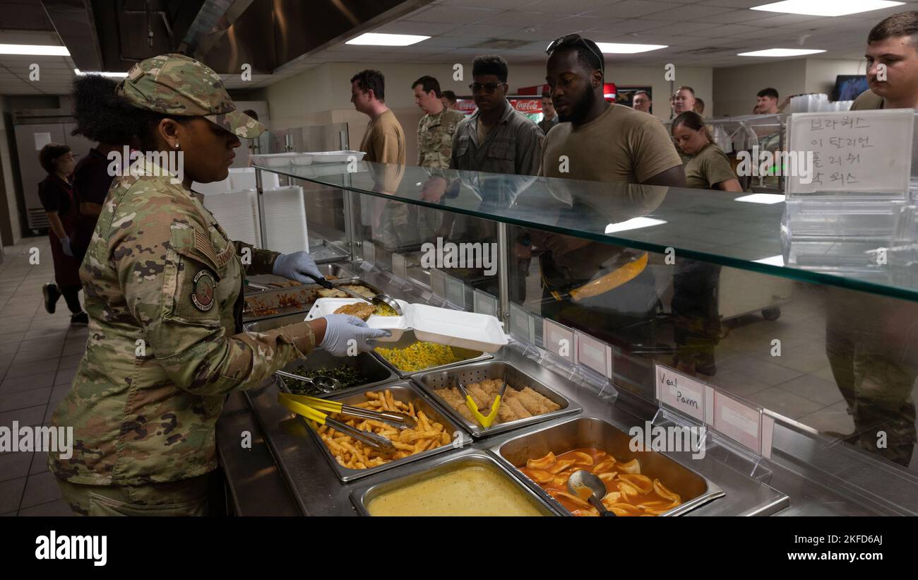 Airman Twacara Jennings, 8th Force Support Squadron food specialist ...