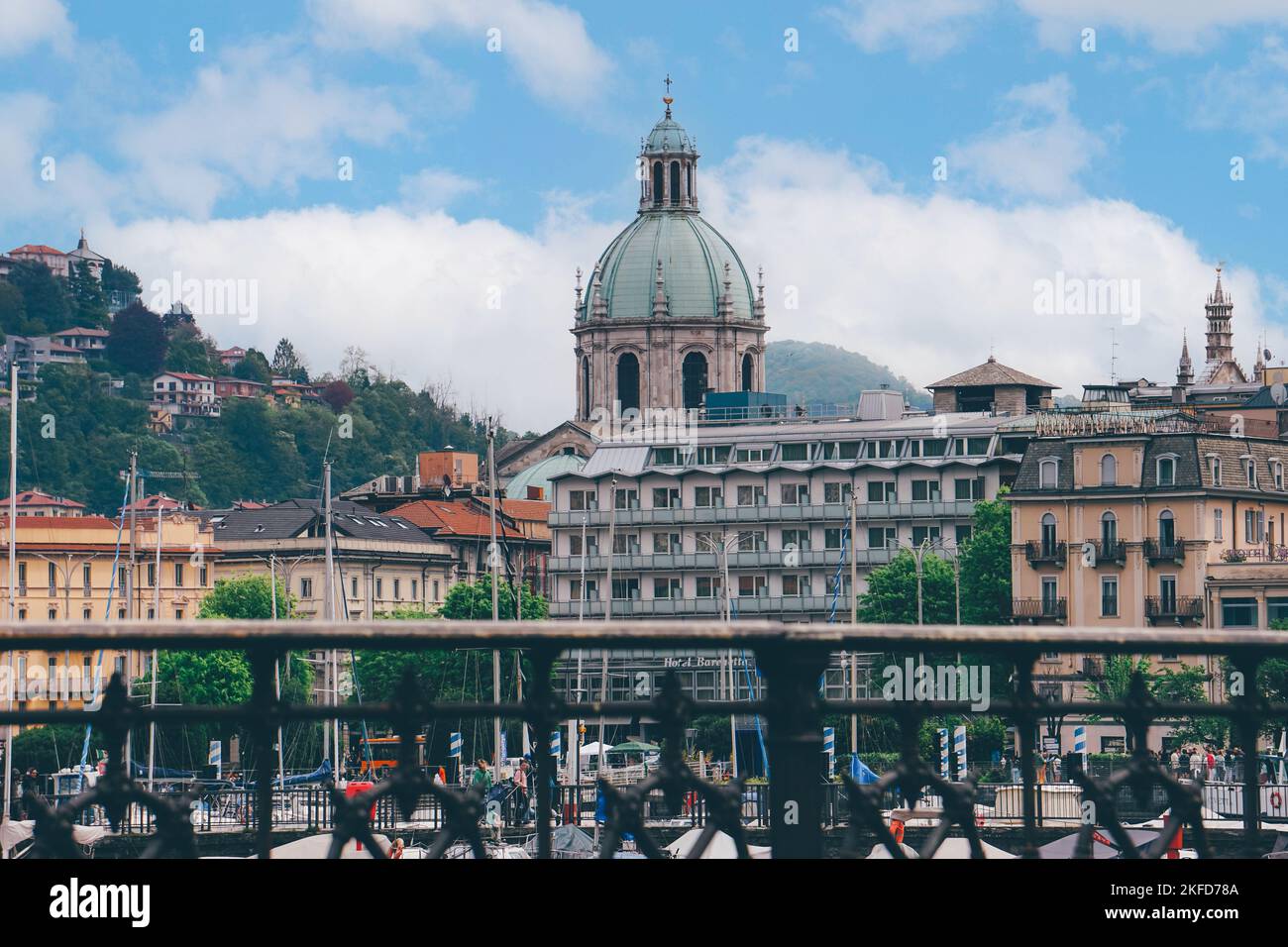 A view of the lake Como and the city Stock Photo - Alamy