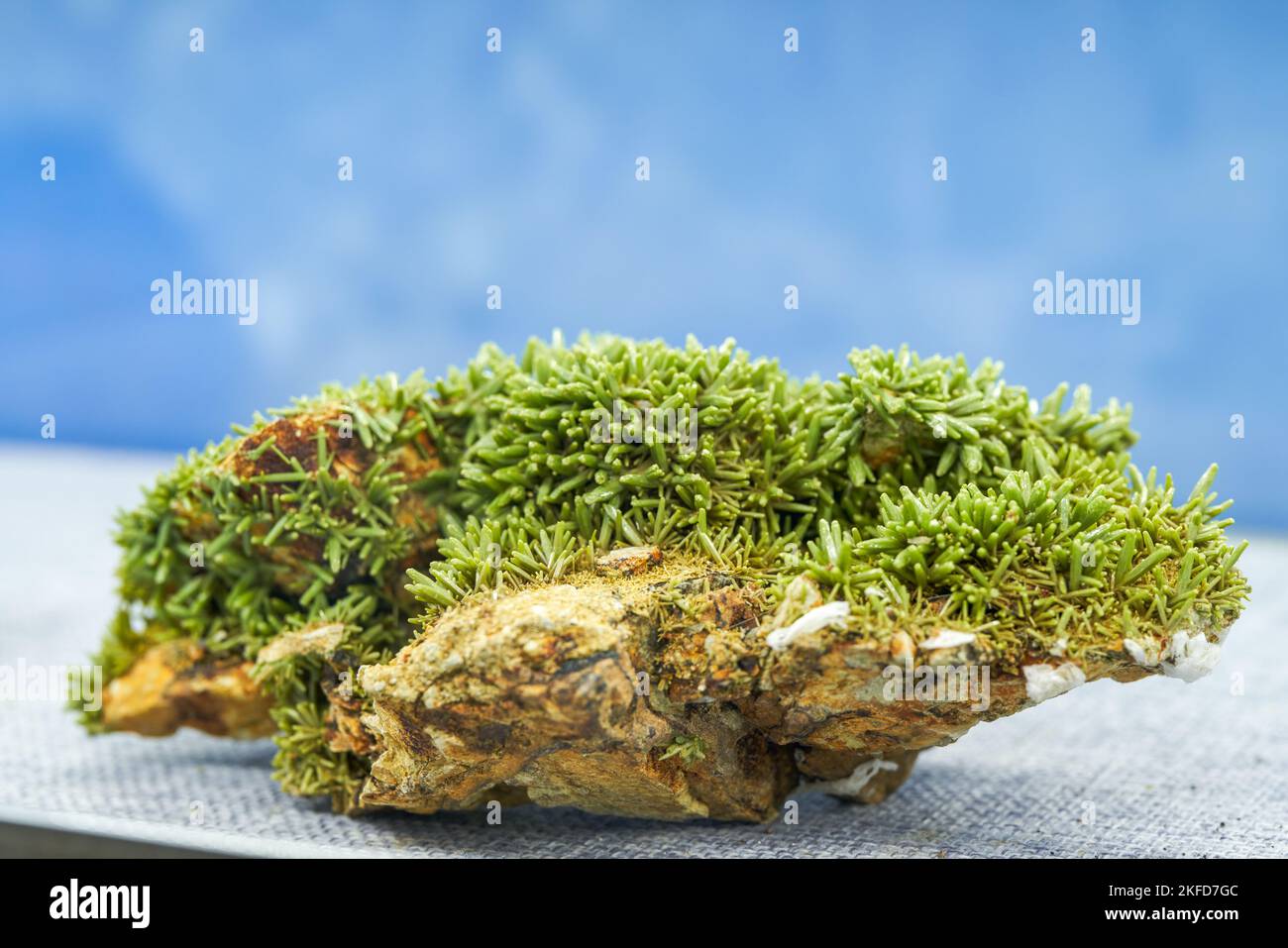 Close-up of naturally occurring rare green crystalline ore Stock Photo ...