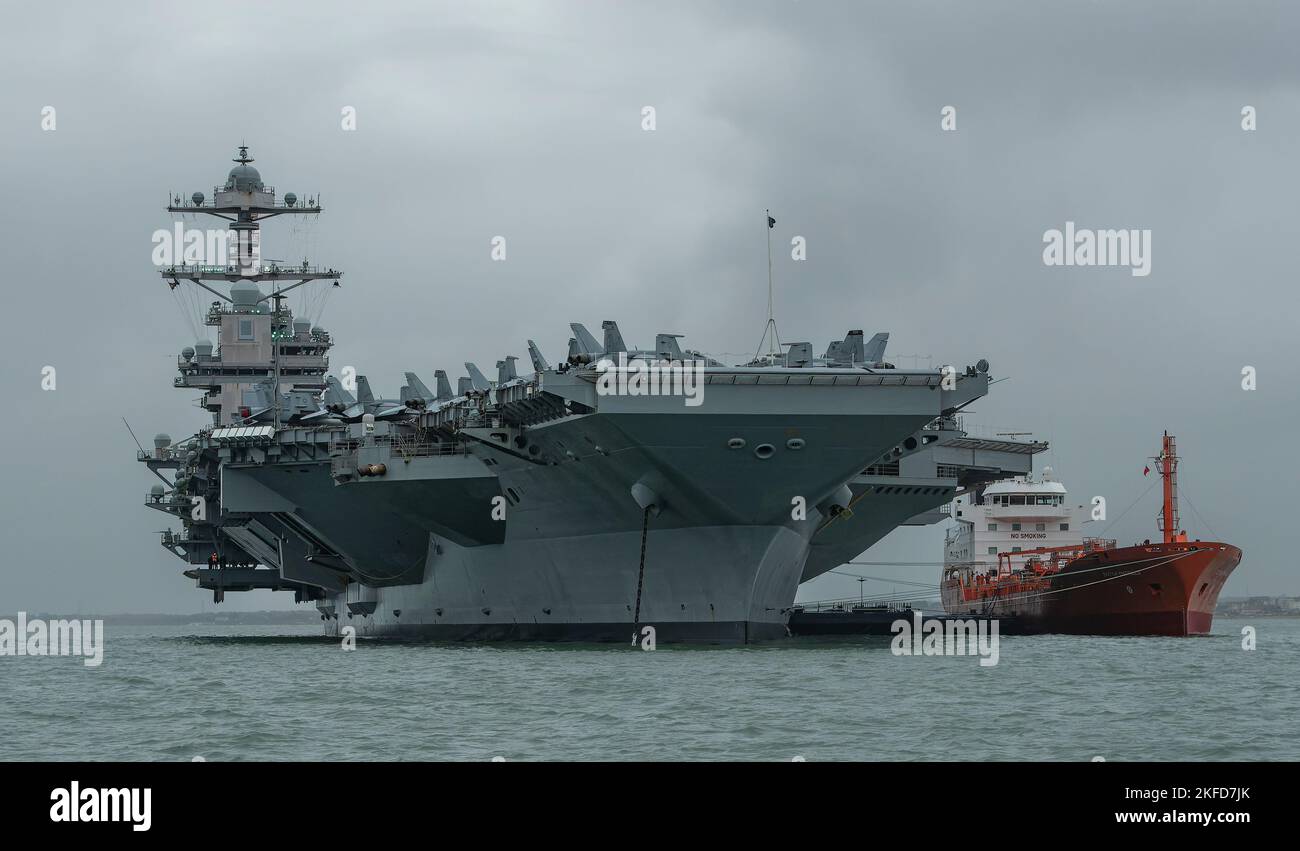 American Aircraft Carrier Stock Photo - Alamy
