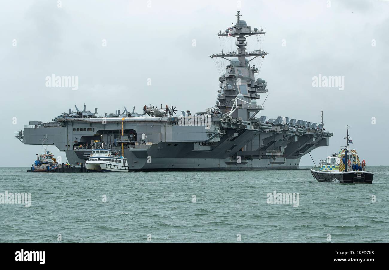 US Aircraft Carrier Gerard R Ford in The Solent Stock Photo - Alamy