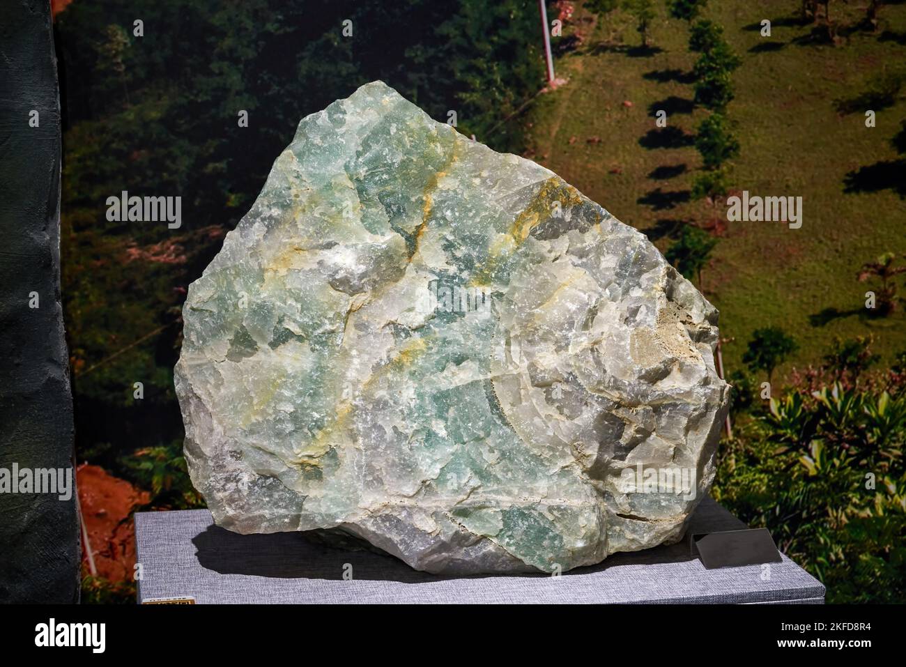 Close-up of naturally occurring rare crystalline ore Stock Photo - Alamy