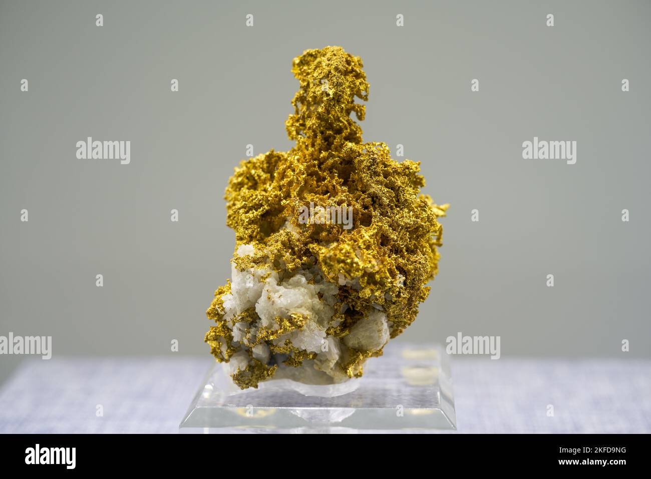 Silver miner nugget hi-res stock photography and images - Alamy