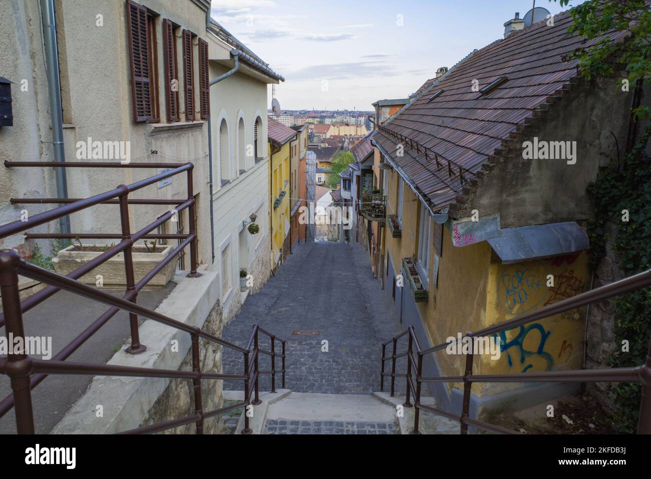 The Gul Baba street with small colorful houses on the Buda side before ...