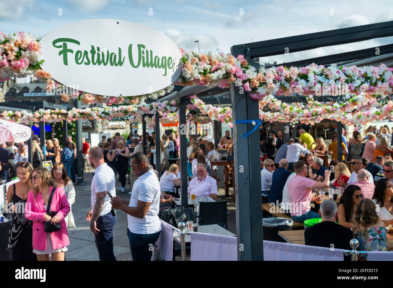 Hot weather scotland 2022 hi-res stock photography and images - Alamy