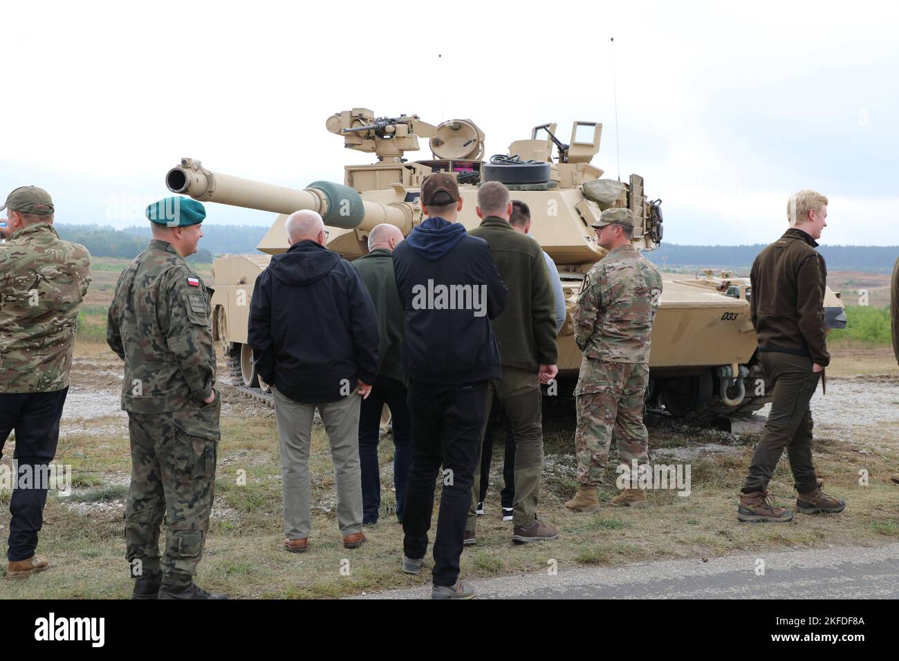 U.S. Army soldiers assigned to 6-9 Cavalry Regiment, 3rd Armored ...