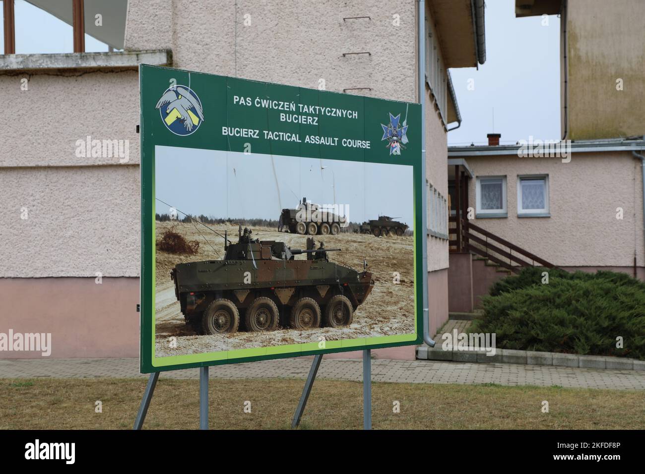 U.S. Army soldiers assigned to 6-9 Cavalry Regiment, 3rd Armored ...