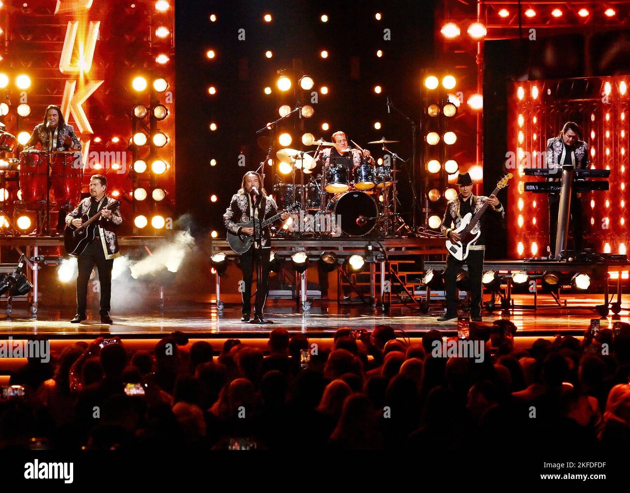 Los bukis hi-res stock photography and images - Alamy