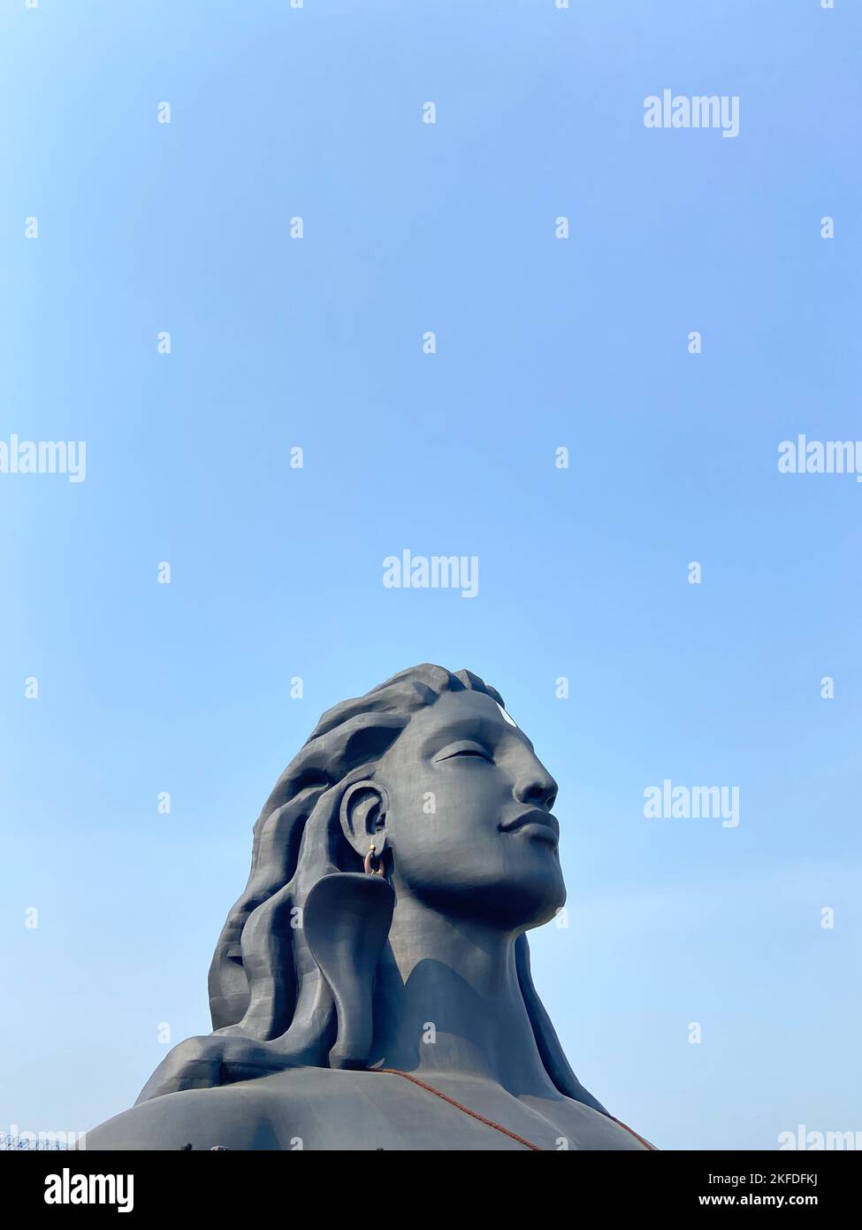 Adiyogi shiva statue hi-res stock photography and images - Alamy