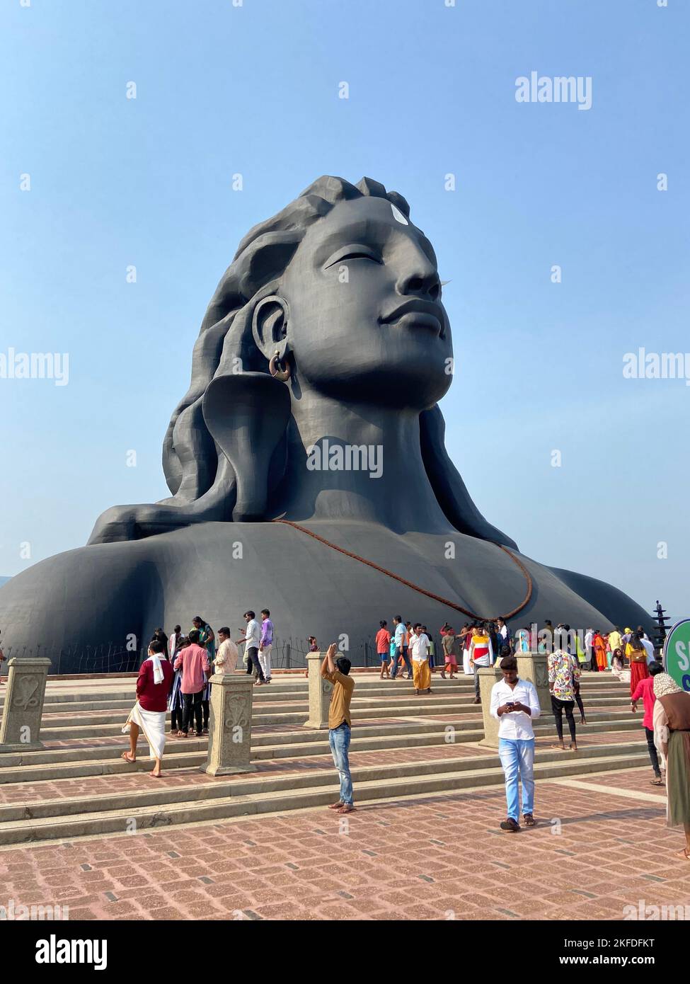 Adiyogi statue hi-res stock photography and images - Alamy