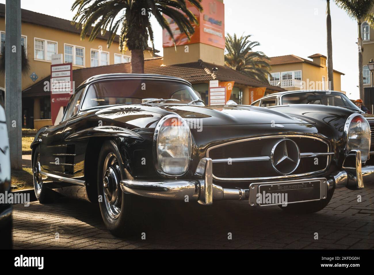 Retro mercedes hi-res stock photography and images - Alamy