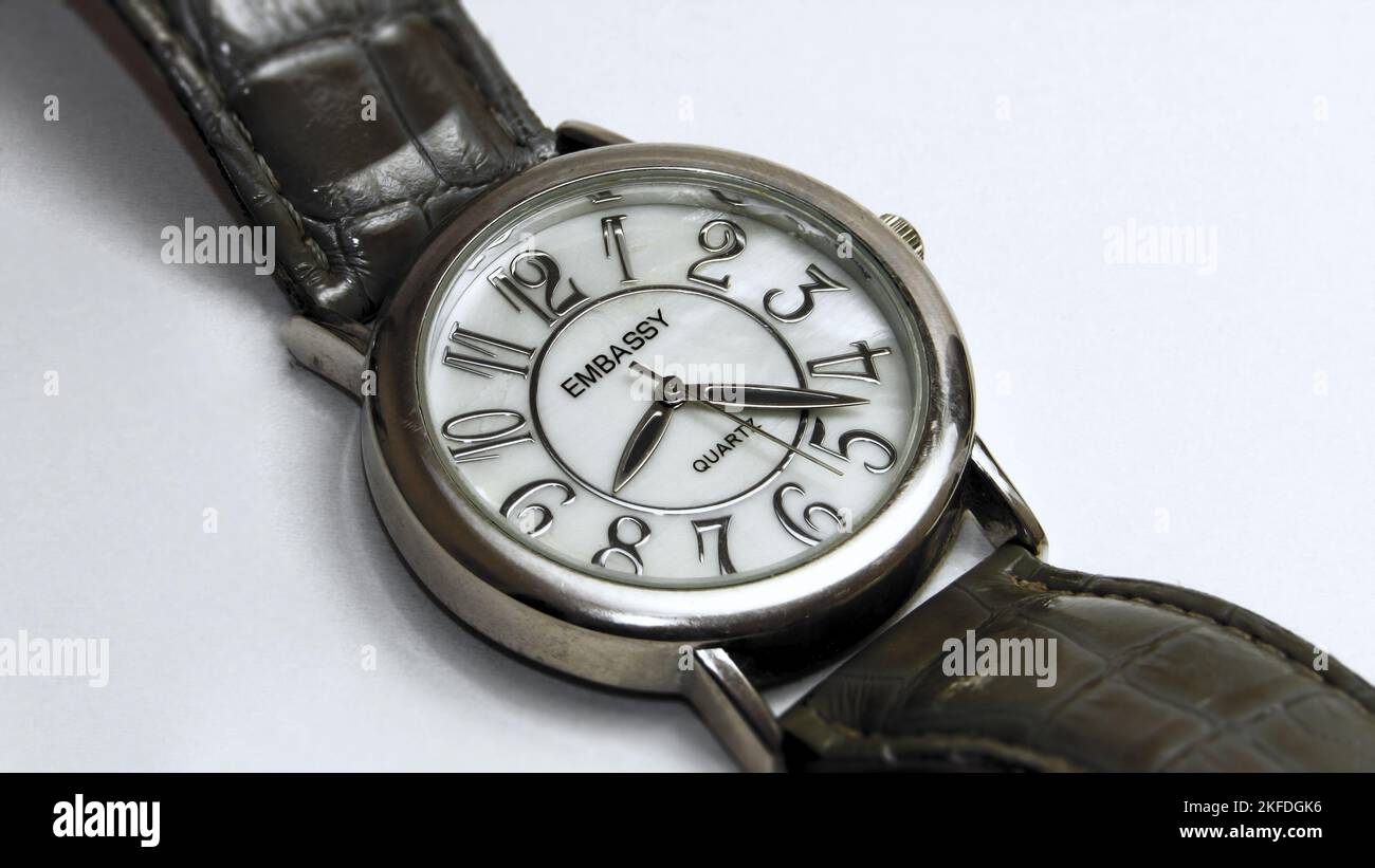 Silver white hi-res stock photography and images - Alamy
