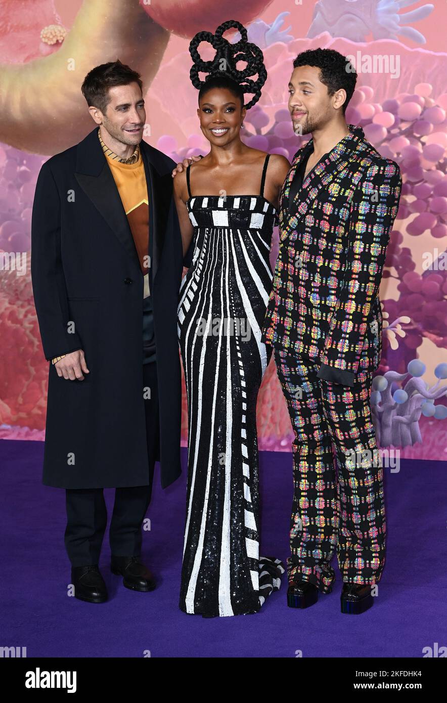 London, UK.November 17, 2022 , Jake Gyllenhaal, Gabrielle Union and ...