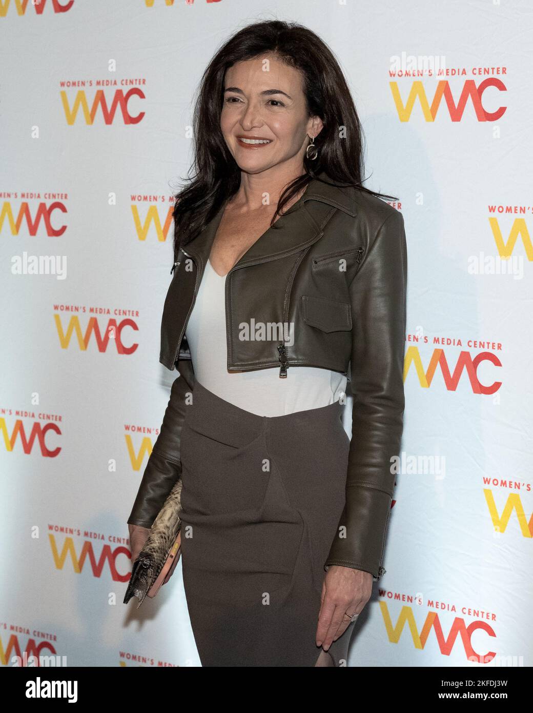 New York, USA. 17th Nov, 2022. Sheryl Sandberg arrives on the red ...