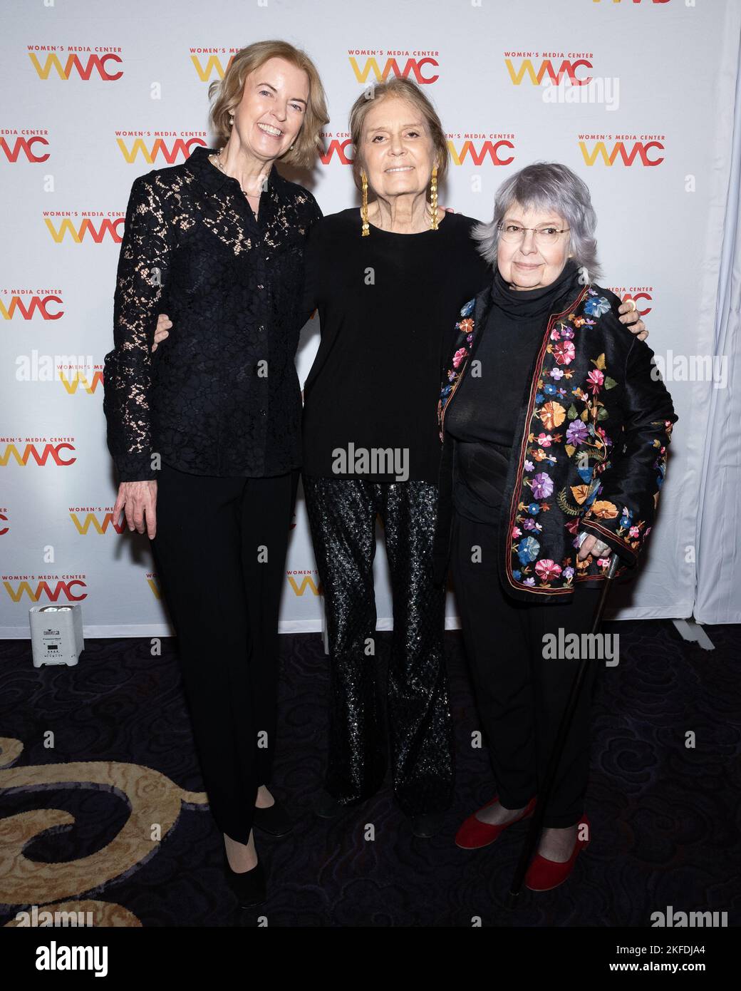 New York, USA. 17th Nov, 2022. Julie Burton, Gloria Steinem, and Robin ...