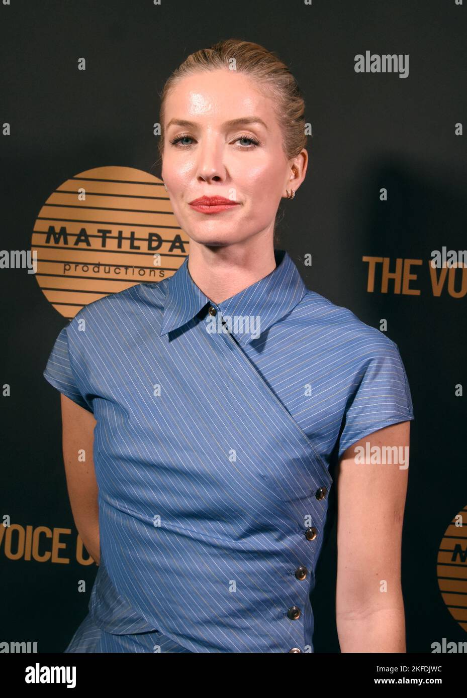 Los Angeles, California, USA 17th November 2022 Actress Annabelle ...
